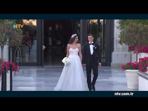 Mesut Özil ve Amine Gülşe evlendi