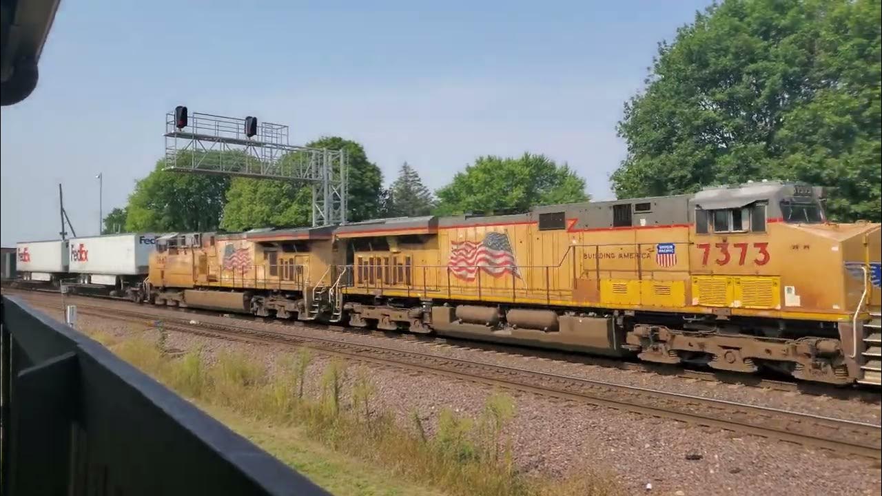 09/12/2021 UP 7373, UP 7663, mid dpu @TrainswithAndy - YouTube