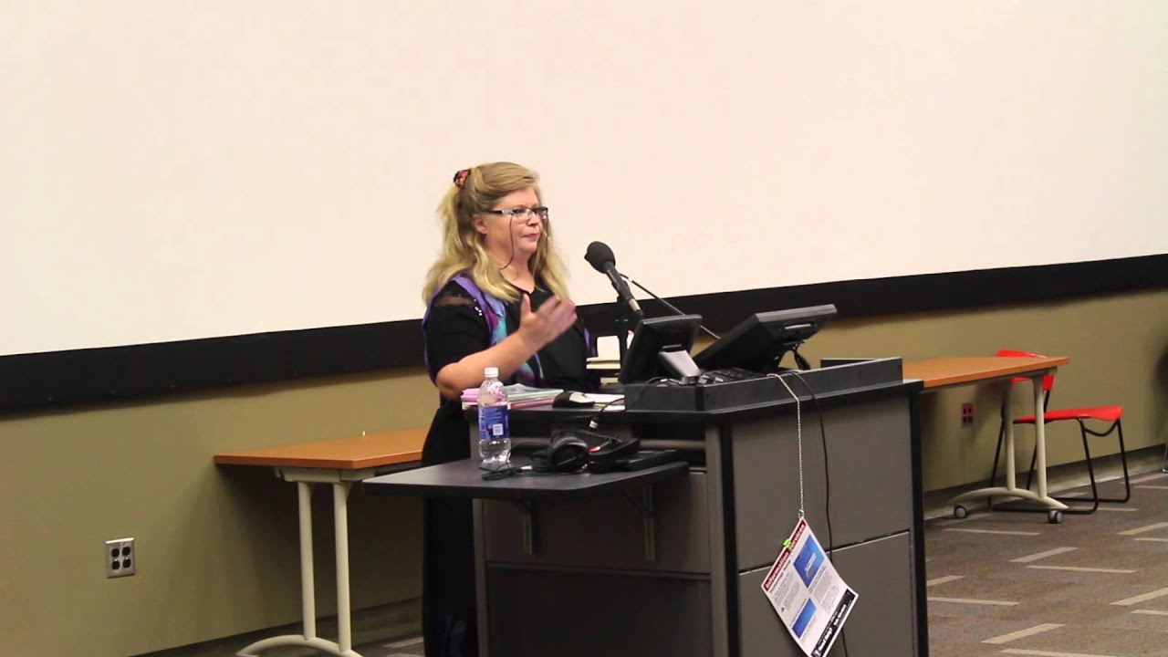 Nuala Ni Dhomhnaill Poetry Reading - YouTube