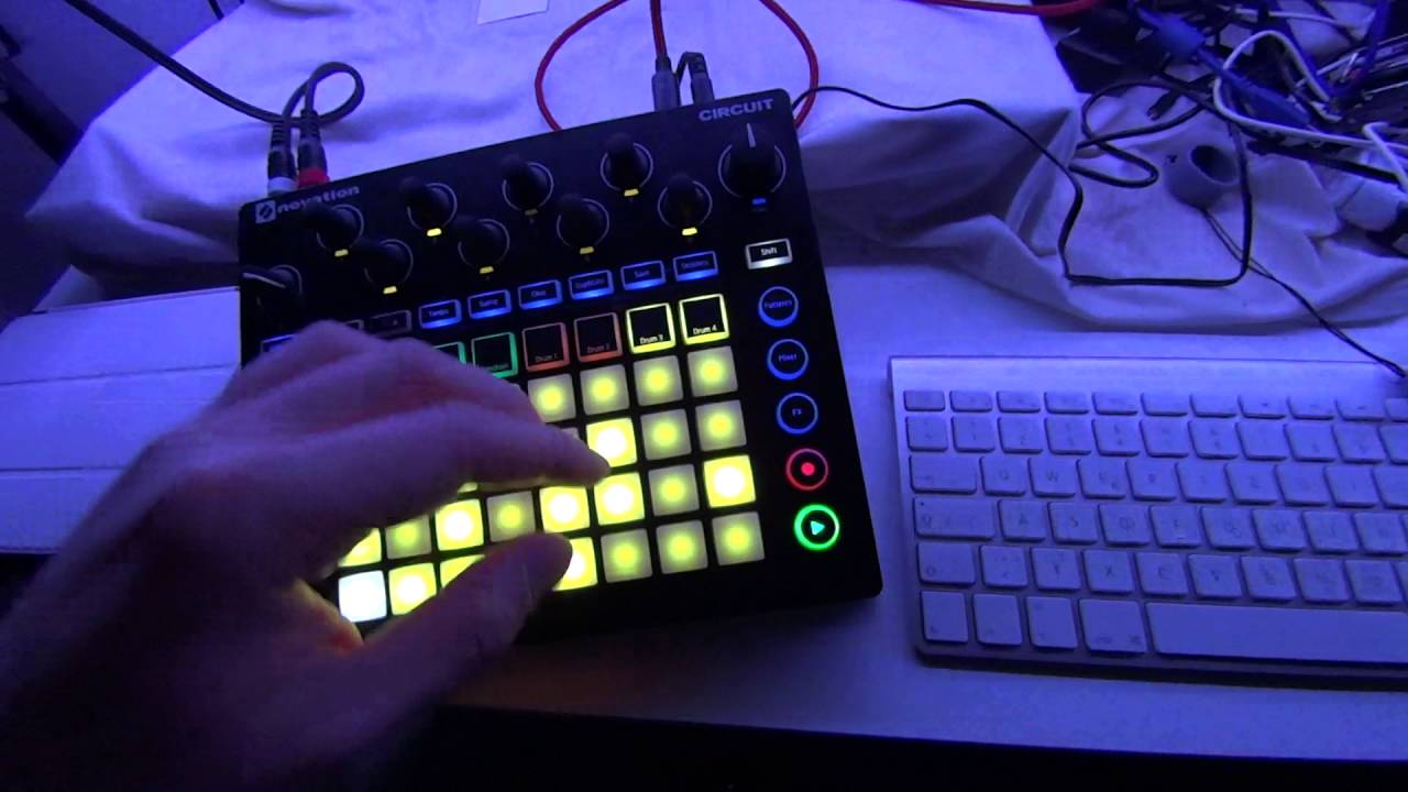 Novation Circuit - Sample Pack "Urban Beats" - YouTube