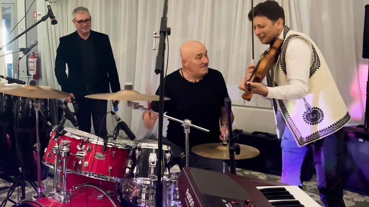 Daniel Pirvu - Taraful de Gorj & The Dreamers . Percutie 🥁 si vioara ...