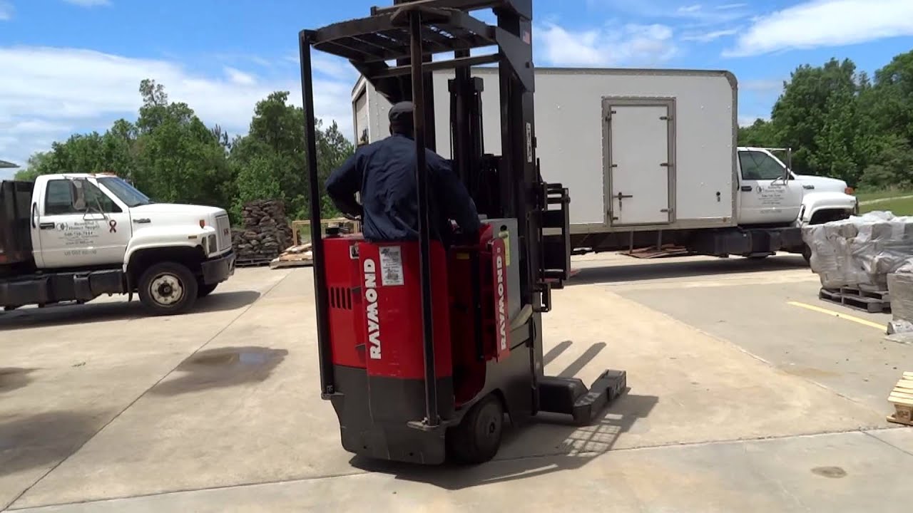 Raymond forklift Model 040-R60TT - YouTube