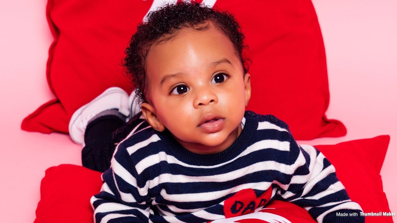 Baby Bless 4 Month Update | Spitting Bubbles | New Faces - YouTube