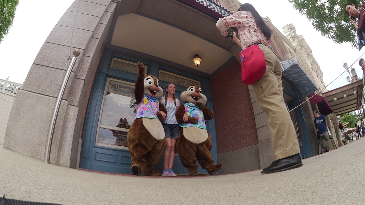 HKDL Summer 2018 day 7 Chip and Dale round 2 - YouTube