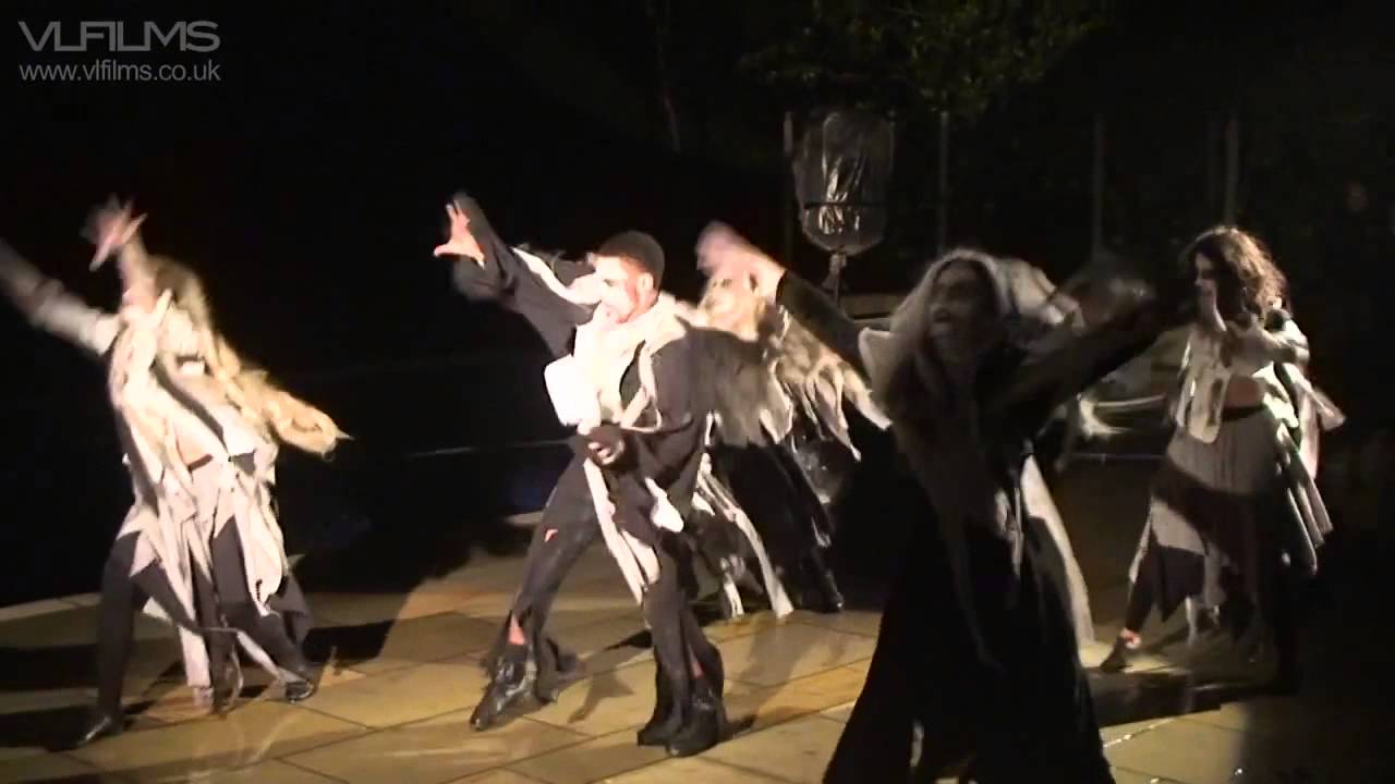 Thriller Dance Routine - YouTube