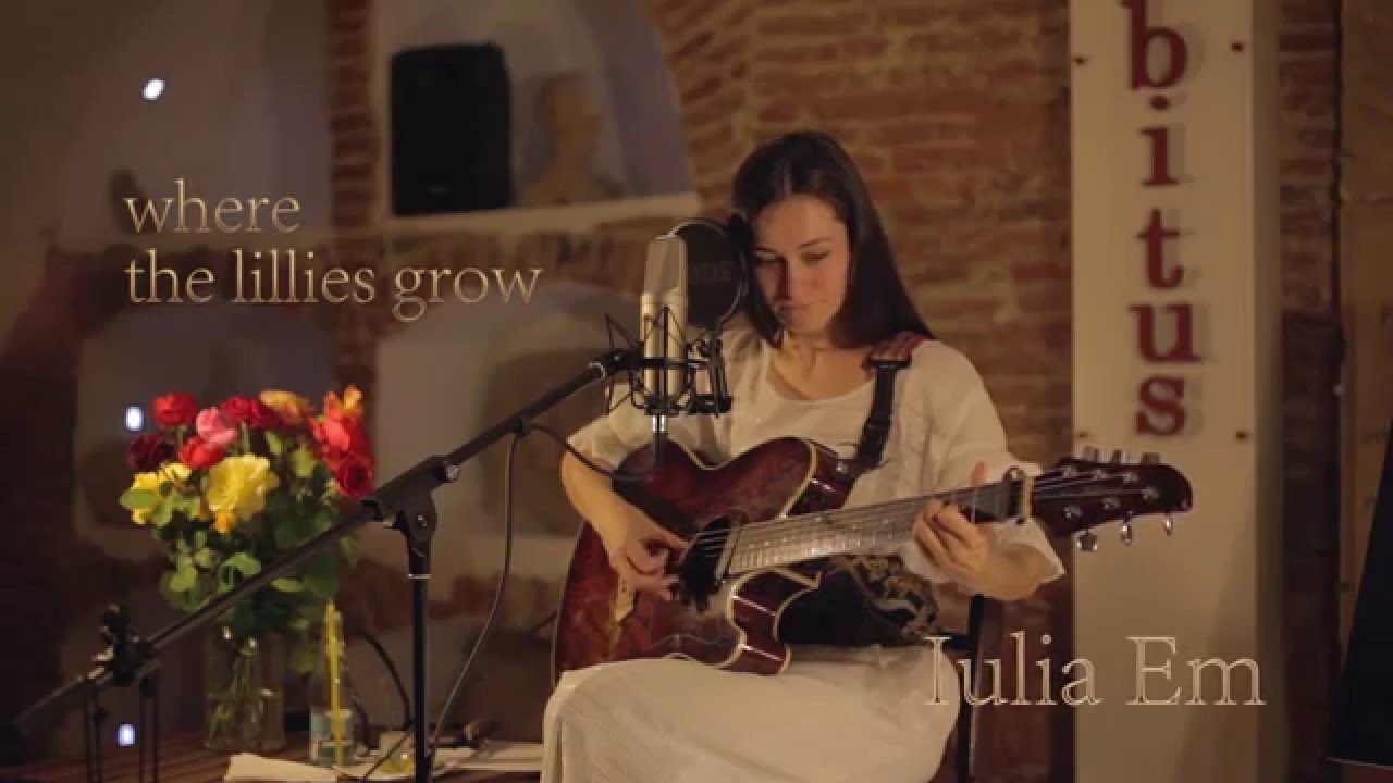 Elven Bird - 'Where the lillies grow' [ live at 'Habitus' ] - YouTube