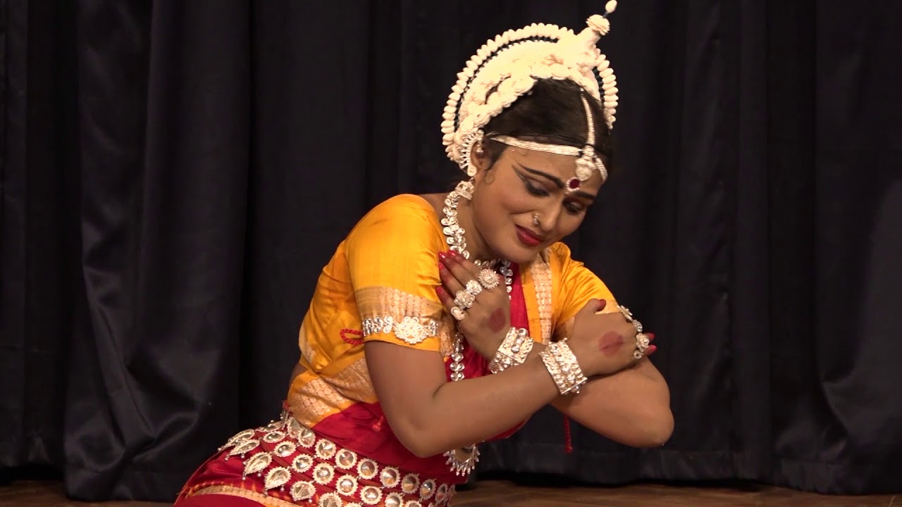 Srimati Sripati Abhinaya by Dr. Subhashree Pattnaik - YouTube