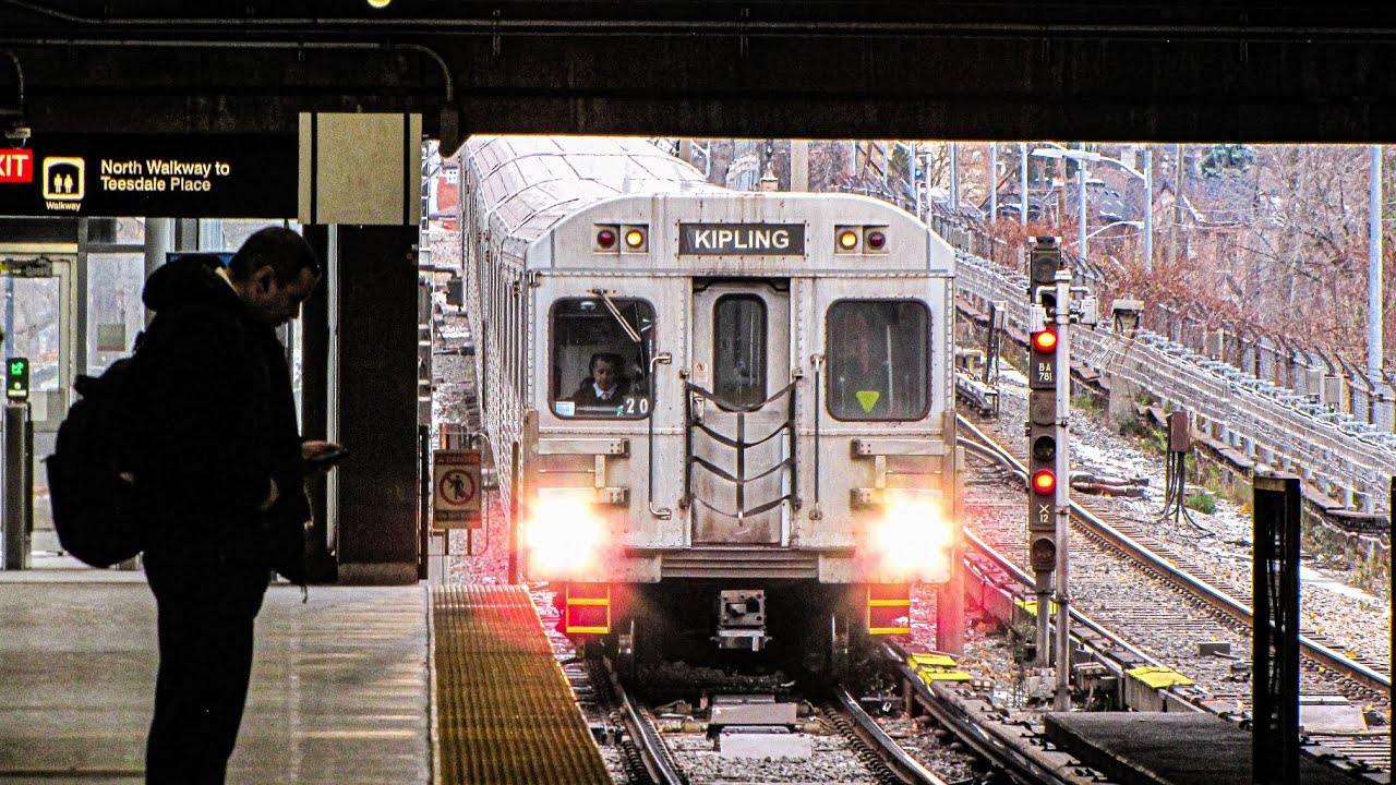 TTC T1 #5086 With interesting door chimes + Audio Clip - YouTube