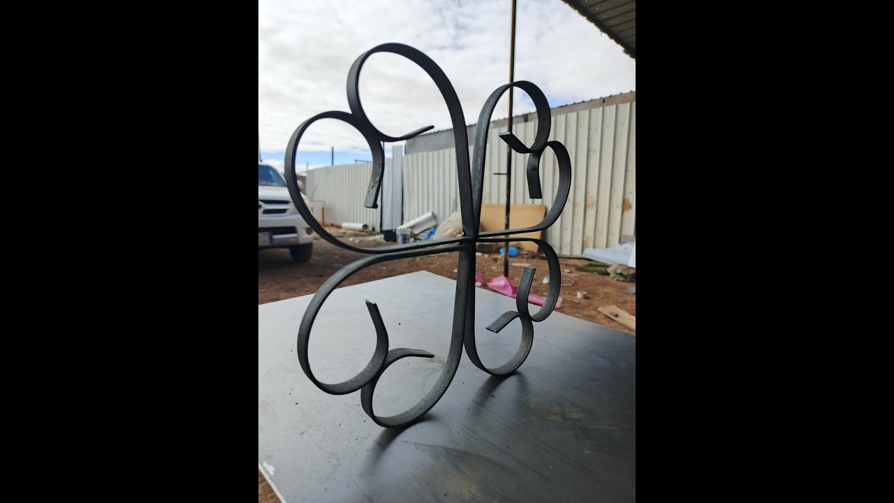 Profit flower with iron #bast#work - YouTube