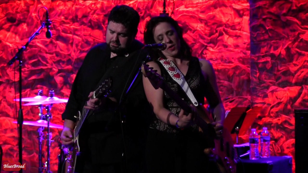 I'm In The Mood • DANIELLE NICOLE BAND w/MONSTER MIKE WELCH • Iridium ...