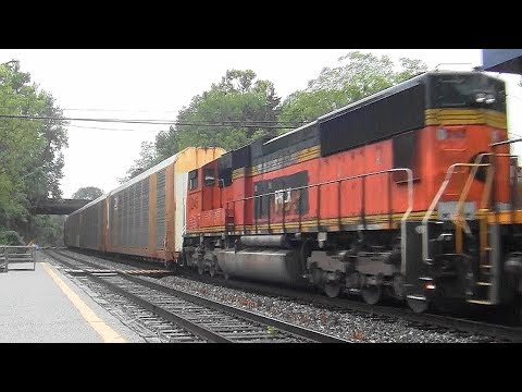 Ex-BNSF Progress Rail Lease Locomotive On CSX Train Q276 - YouTube