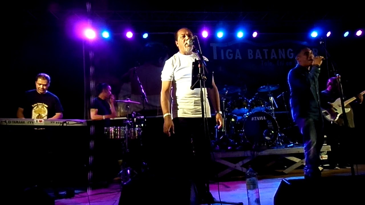Halmahera Band @Malam Rama Tama Tiga Batang Air 2017 - YouTube