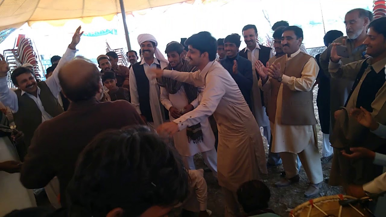 Malik Alam zeb Rabbani Shadi dance programe - YouTube