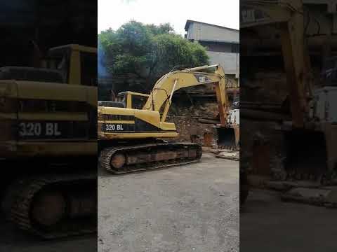 CAT 320 BL