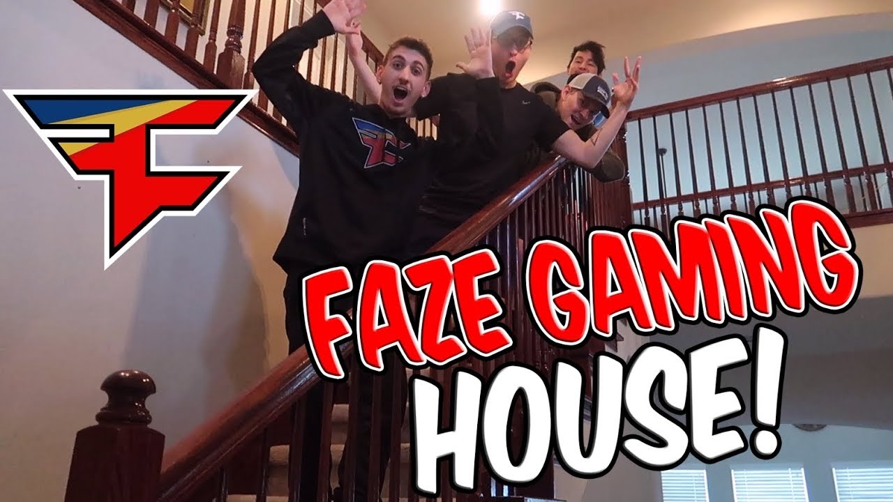 I MOVED INTO THE FAZE GAMING HOUSE! - YouTube