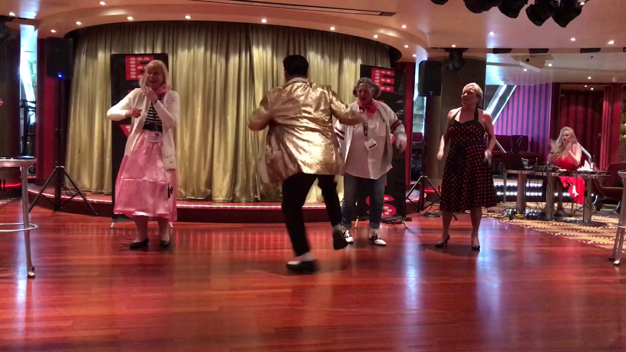 Great Balls of Fire performed by Gary The Showman - YouTube