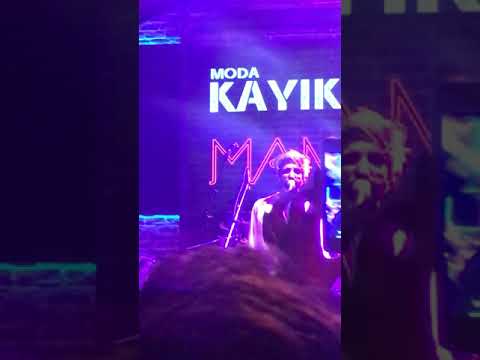 Manuş Baba - Eteği Belinde / Moda Kayıkhane (20.12.17)