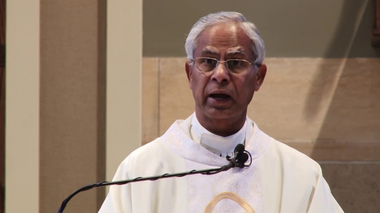Diocese of Winona-Rochester Sunday Mass 04-22-2018 - YouTube
