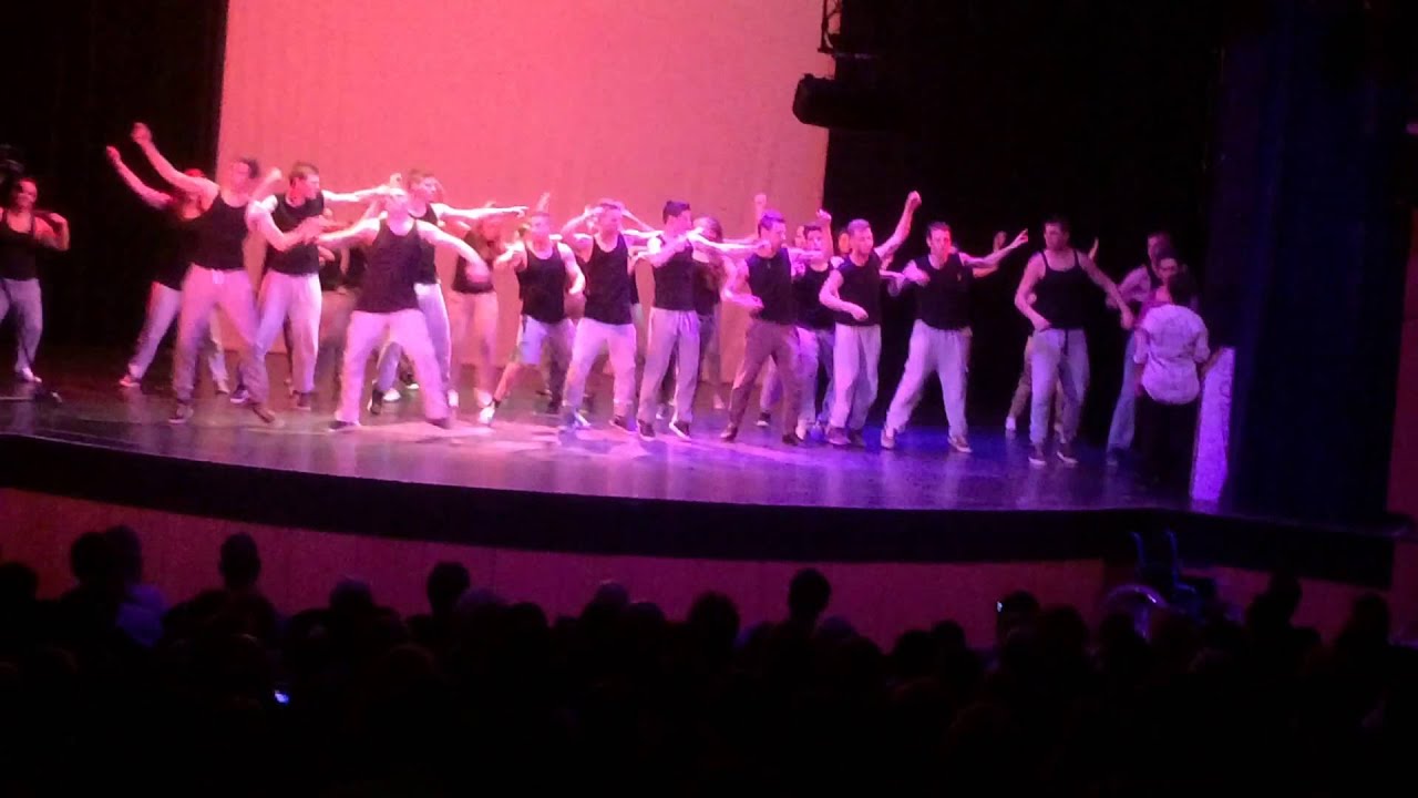 KDFG 2015 13B osztálytánc - YouTube