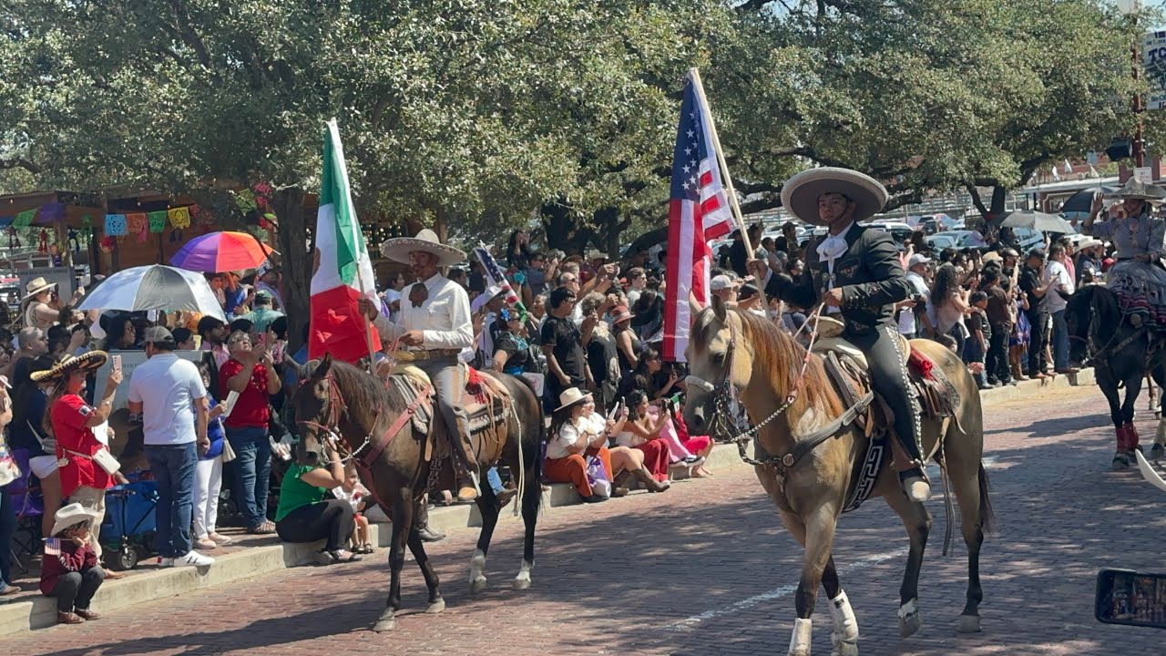 Fort Worth Stockyards Mexican Independence Day Parade - YouTube