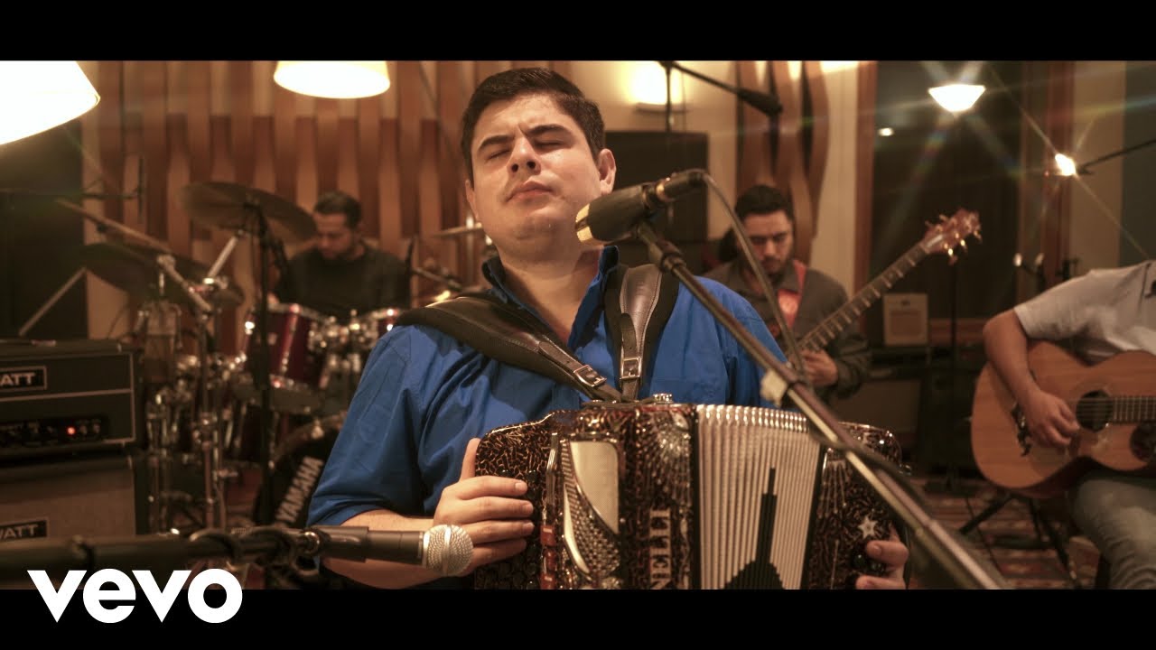 Alfredo Olivas - Que Sepas (En Vivo) - YouTube Music