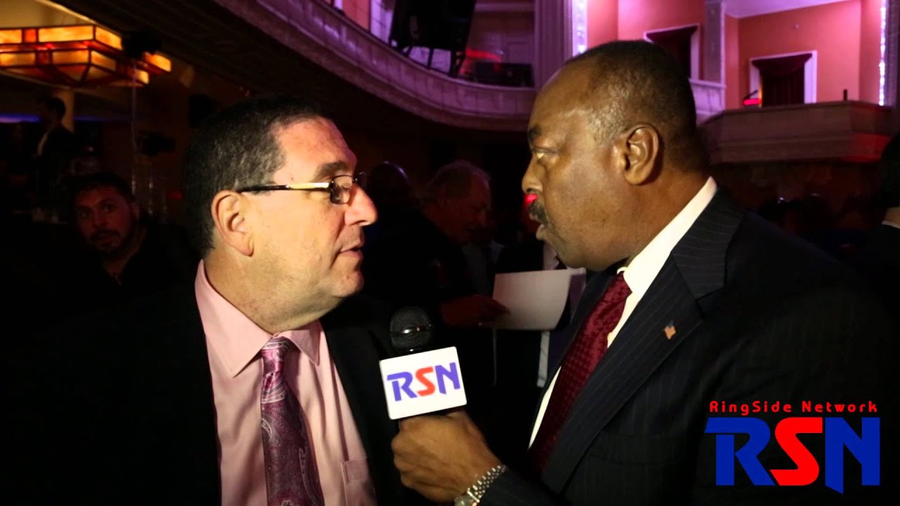 RingSide Network TV Alex Hamer interviews Artie Pelullo - YouTube