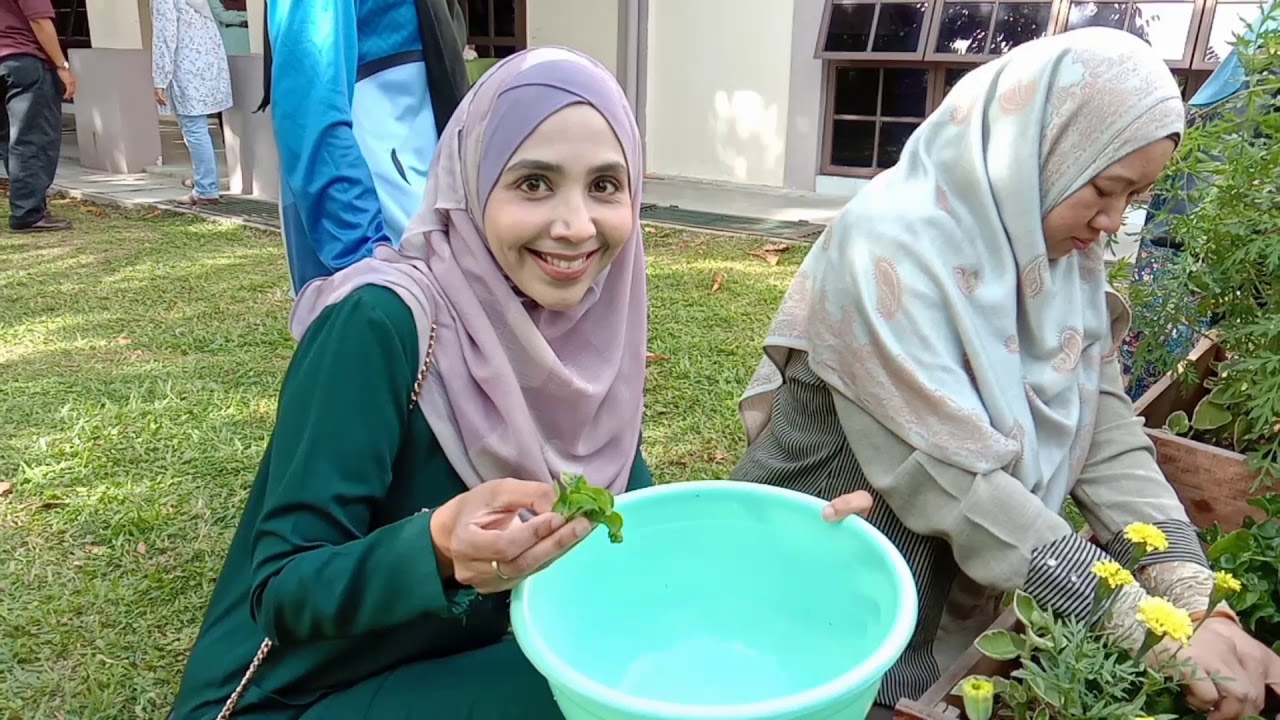 Montage: Launching of InSaf-Sumayyah - YouTube