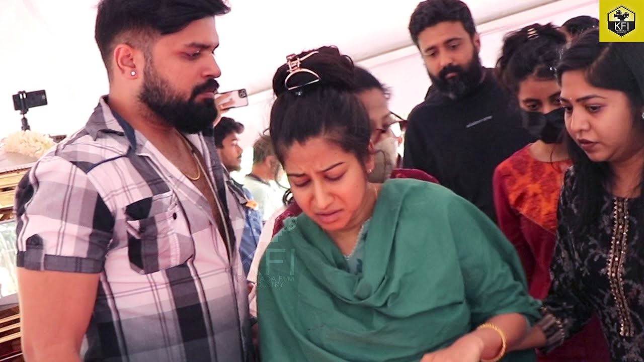 K Shivram Daughter Crying😭 Heart Touching Moment | Karnataka IAS K Shivaram Wife | K Shivaram ...