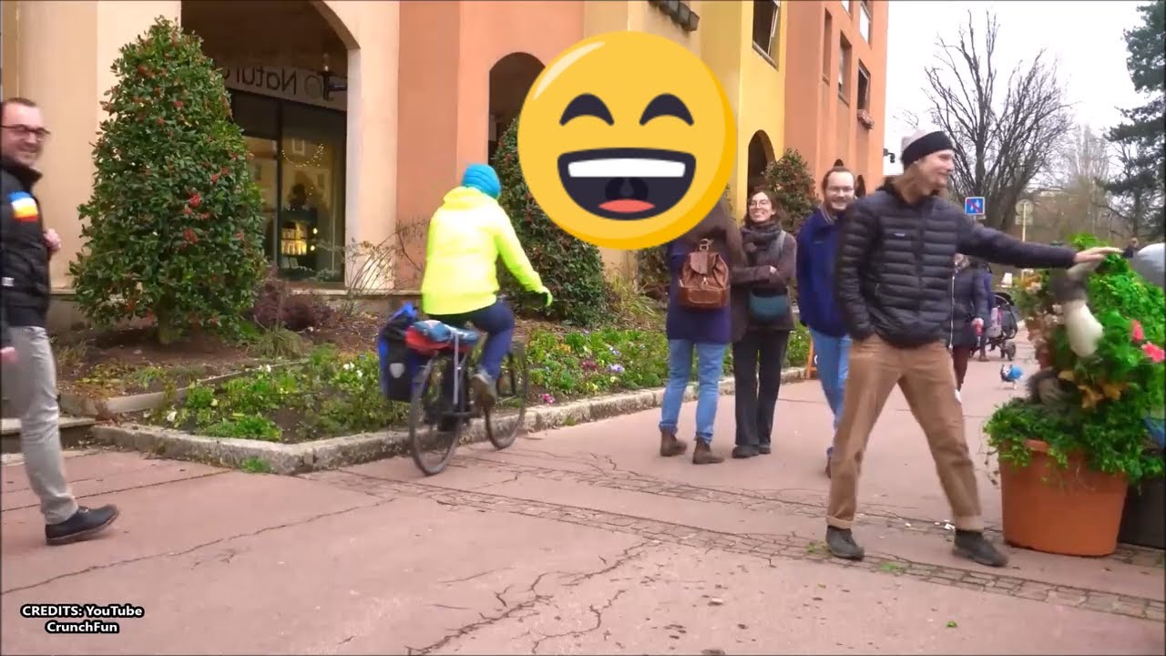 Funniest Bushman prank #1250 in Europe 😄 @ZoiPana - YouTube