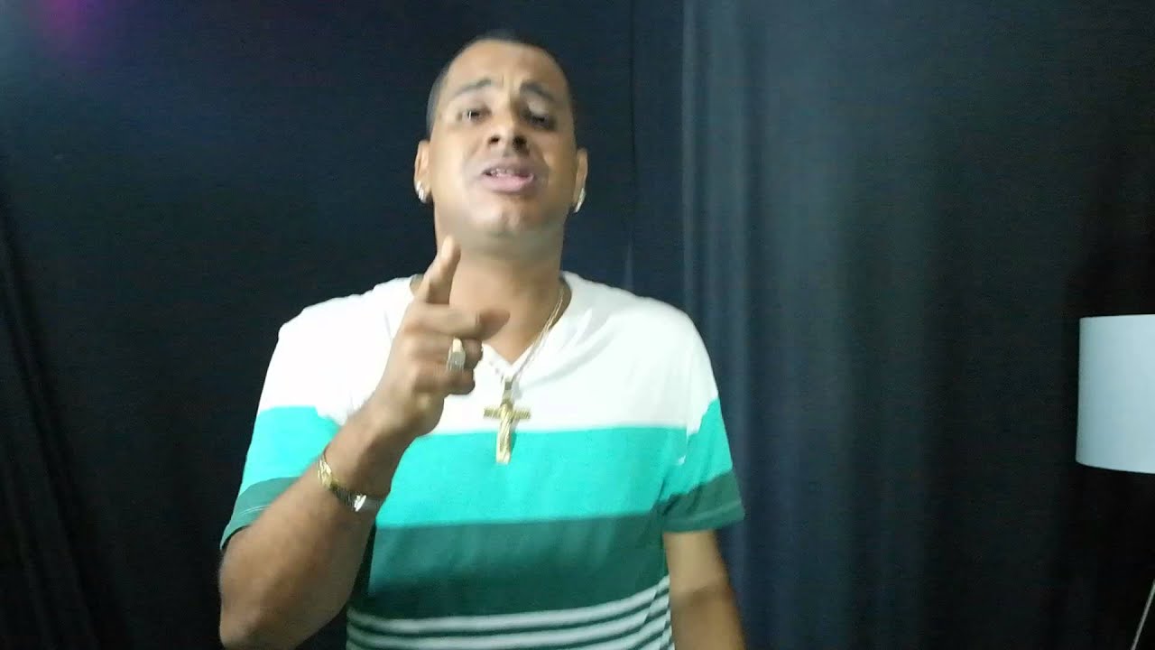 Xexéu ex Timbalada - Chamada Cabo Sabino - YouTube