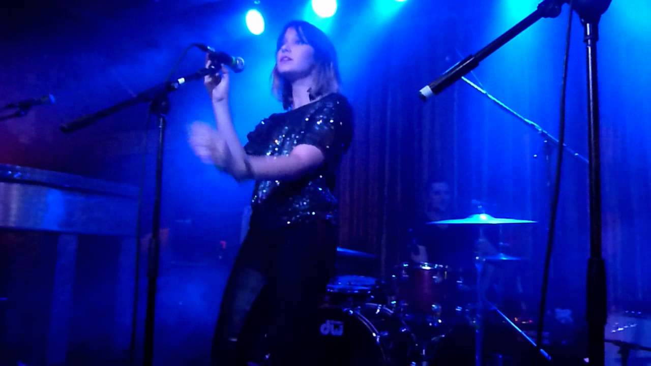 Howling Bells - Paper Heart - YouTube