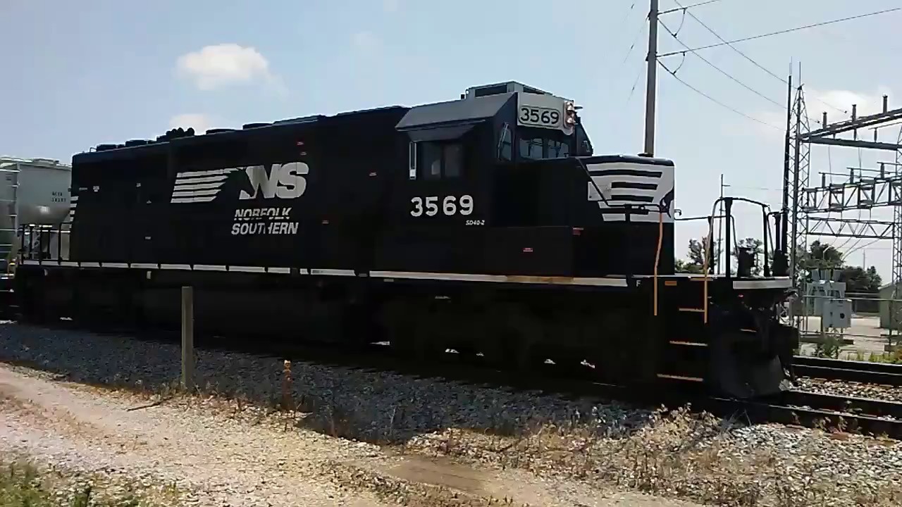 Close call! Norfolk Southern local with an SD 40 - 2 in Springfield ...
