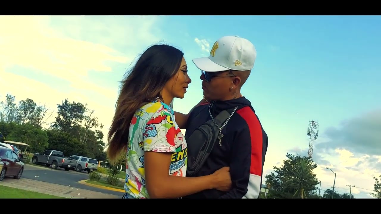 Elizabeth Sanchez ft MC lobo ft MC derian (tu feliz con el) vídeo ...