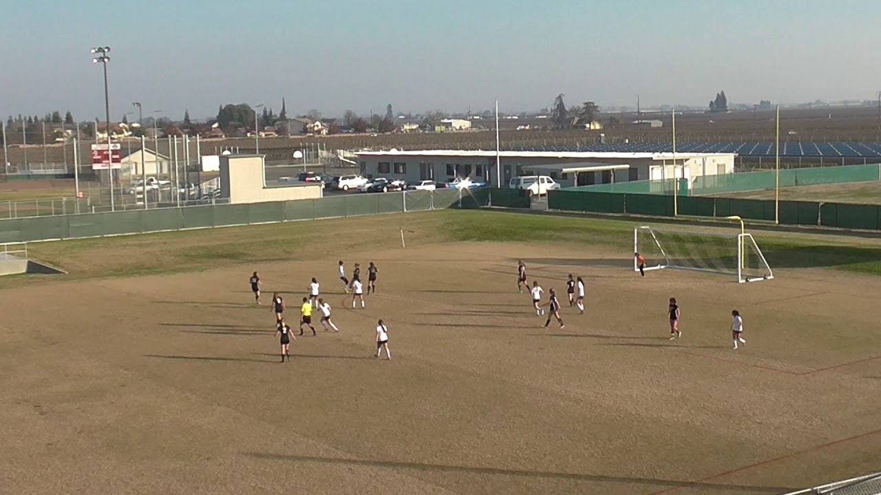 Fowler Redcats vs Fresno Christian Eagles 1st Half - YouTube