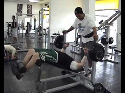 TREINO PEITO / SUPINO DECLINADO - YouTube