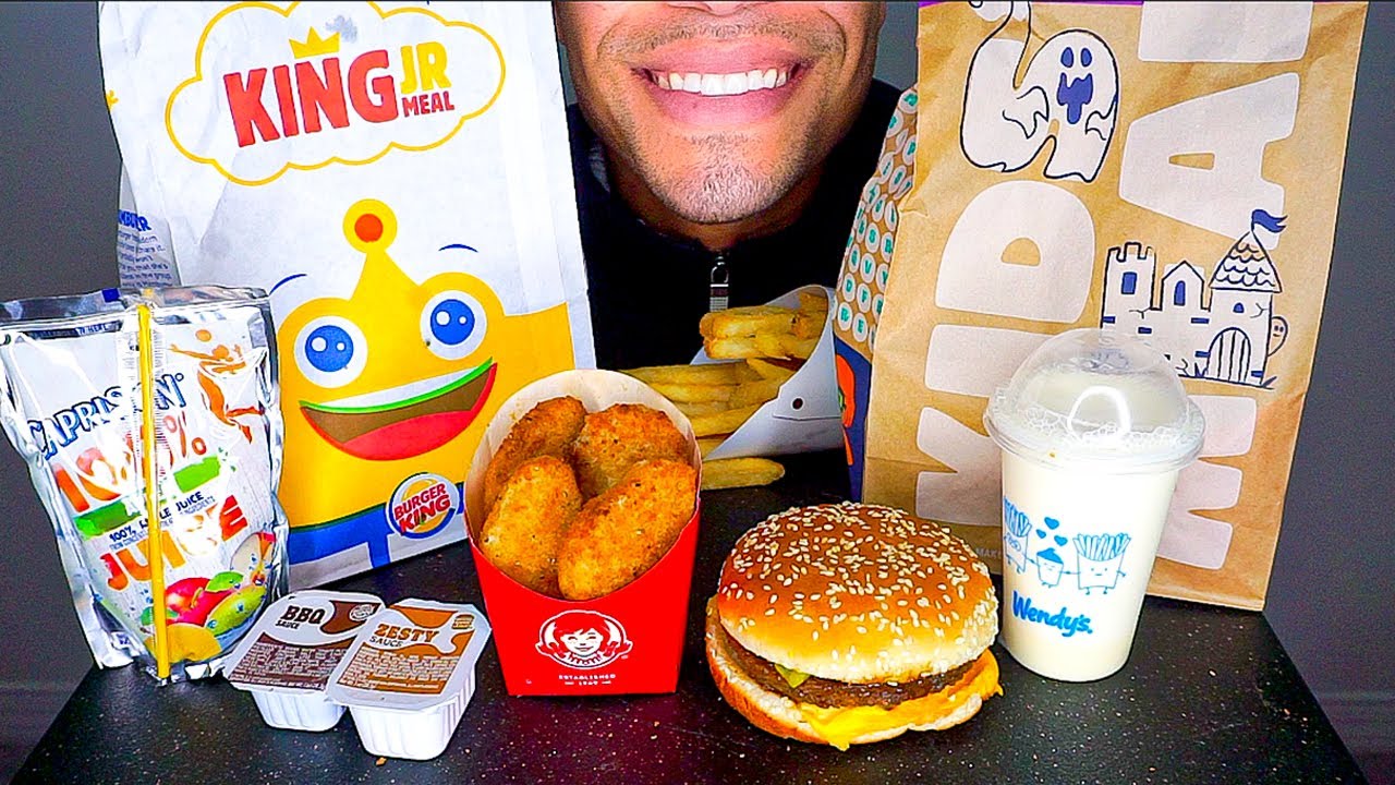 ASMR BURGER KING VS WENDY'S KIDS MEALS CHICKEN NUGGETS FROSTY ...