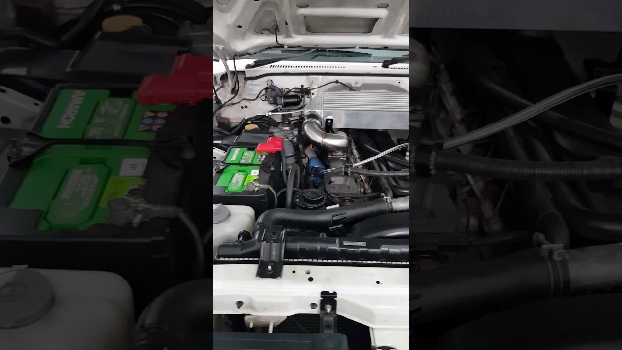 Nissan Patrol TD42 turbo kit - YouTube