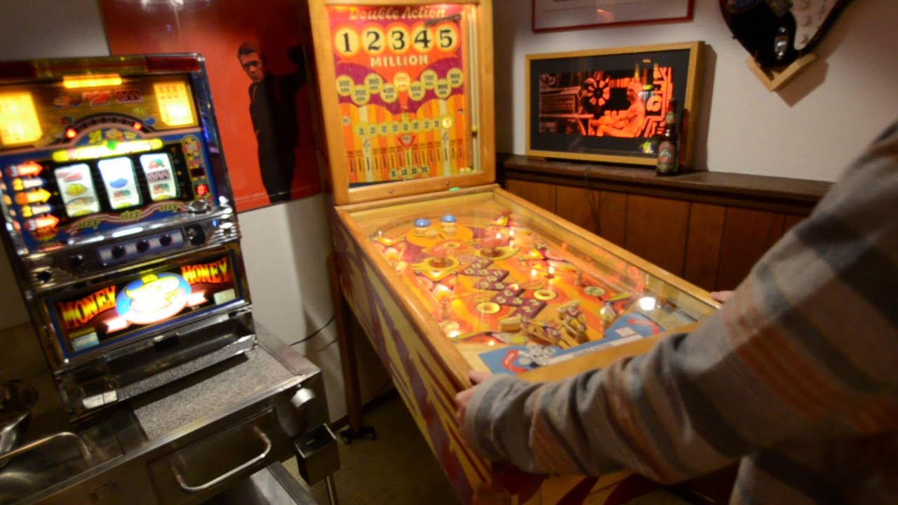 5 Cent Coin Slide in Pinball Machine works - YouTube