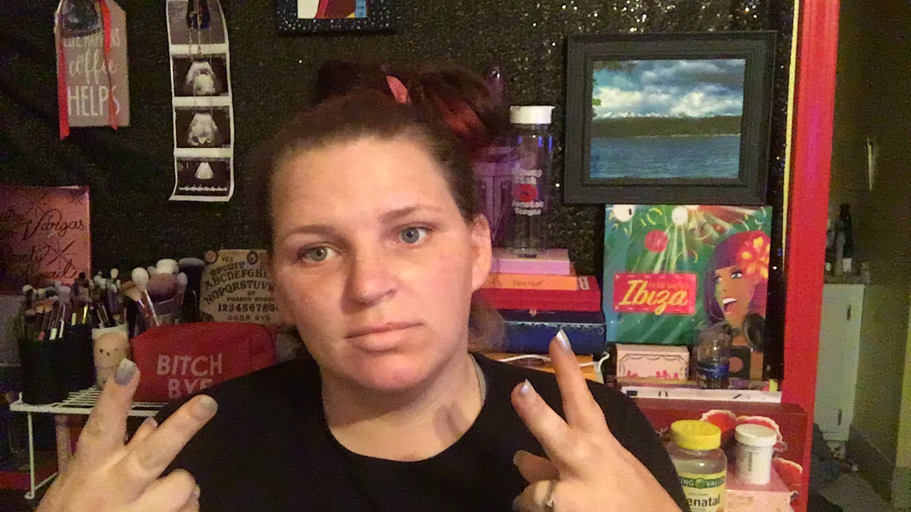 Unboxing n playin with makeup - YouTube