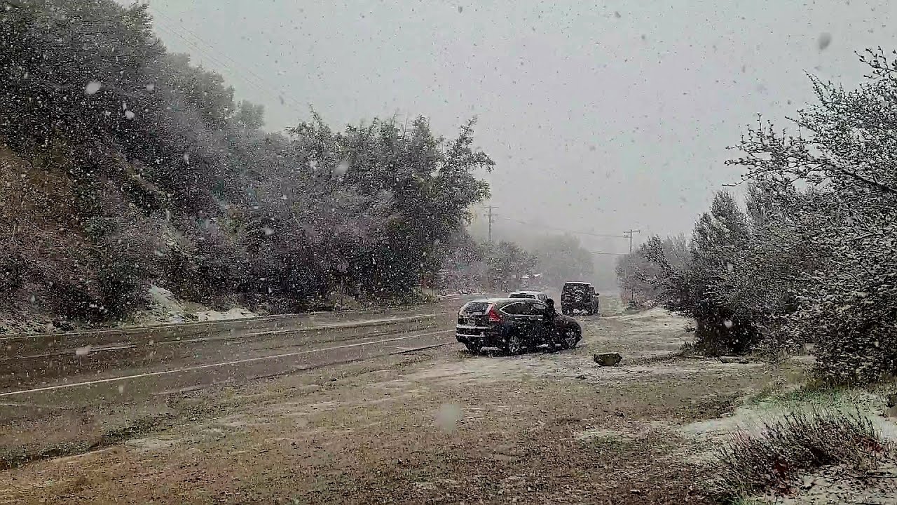 Heavy snowfall during a rainstorm in Mt Baldy Tuesday November 8 - YouTube