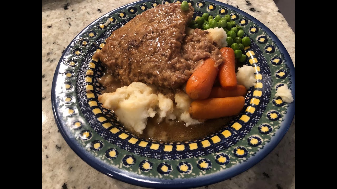 Phyllis Stokes' Always Tender Cube Steak - YouTube