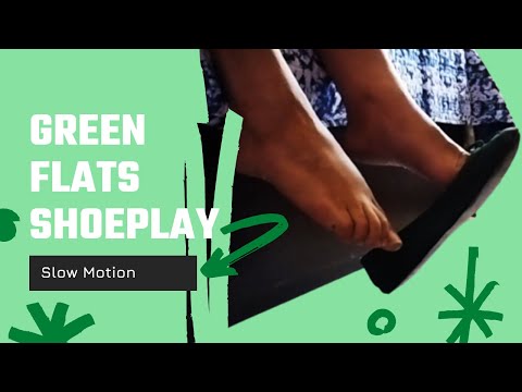 Green Flats #shoeplay in slow motion