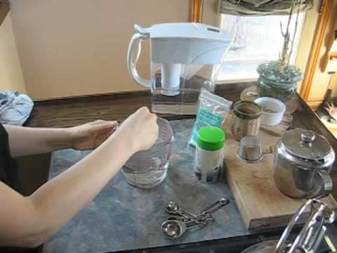 Quick demonstration of how to use a neti pot. - The Saucha Project