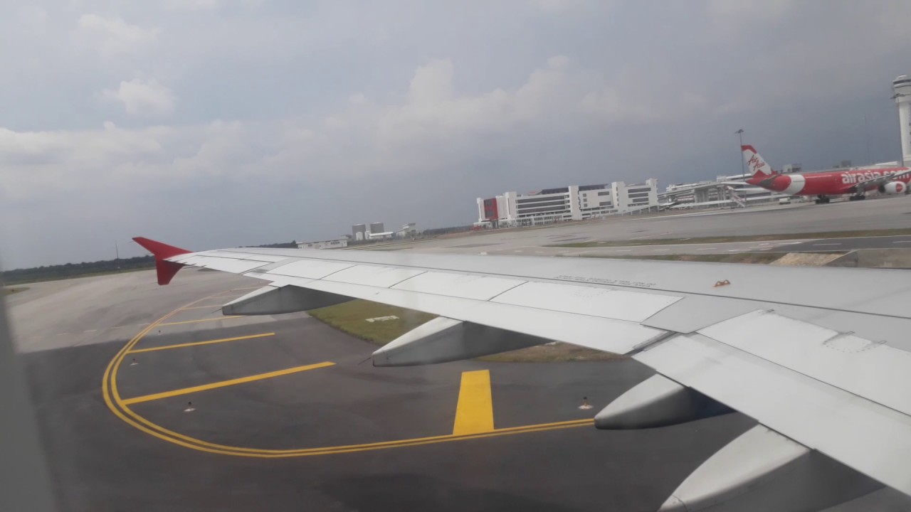 Airasia AK113 China Guangzhou - Malaysia Kuala Lumpur Landing - YouTube