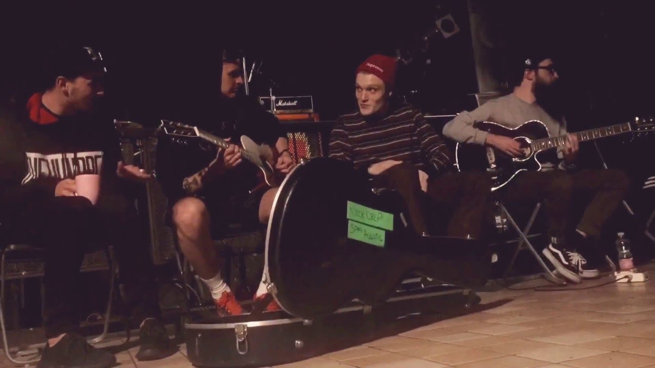 Neck Deep - Gold Steps (Acoustic show) - YouTube