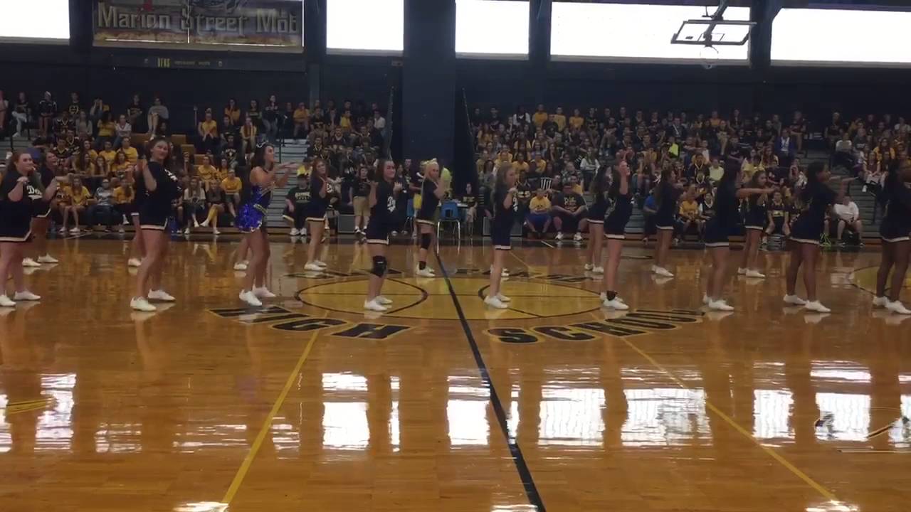 Old Forge 2016 Cheer Peprally - YouTube