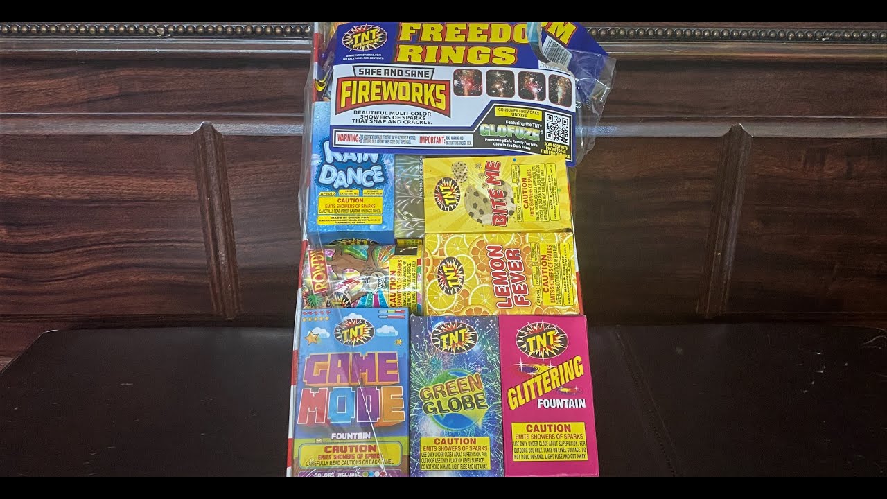 TNT Fireworks - Freedom Rings Assortment Unboxing (2022 Edition) - YouTube