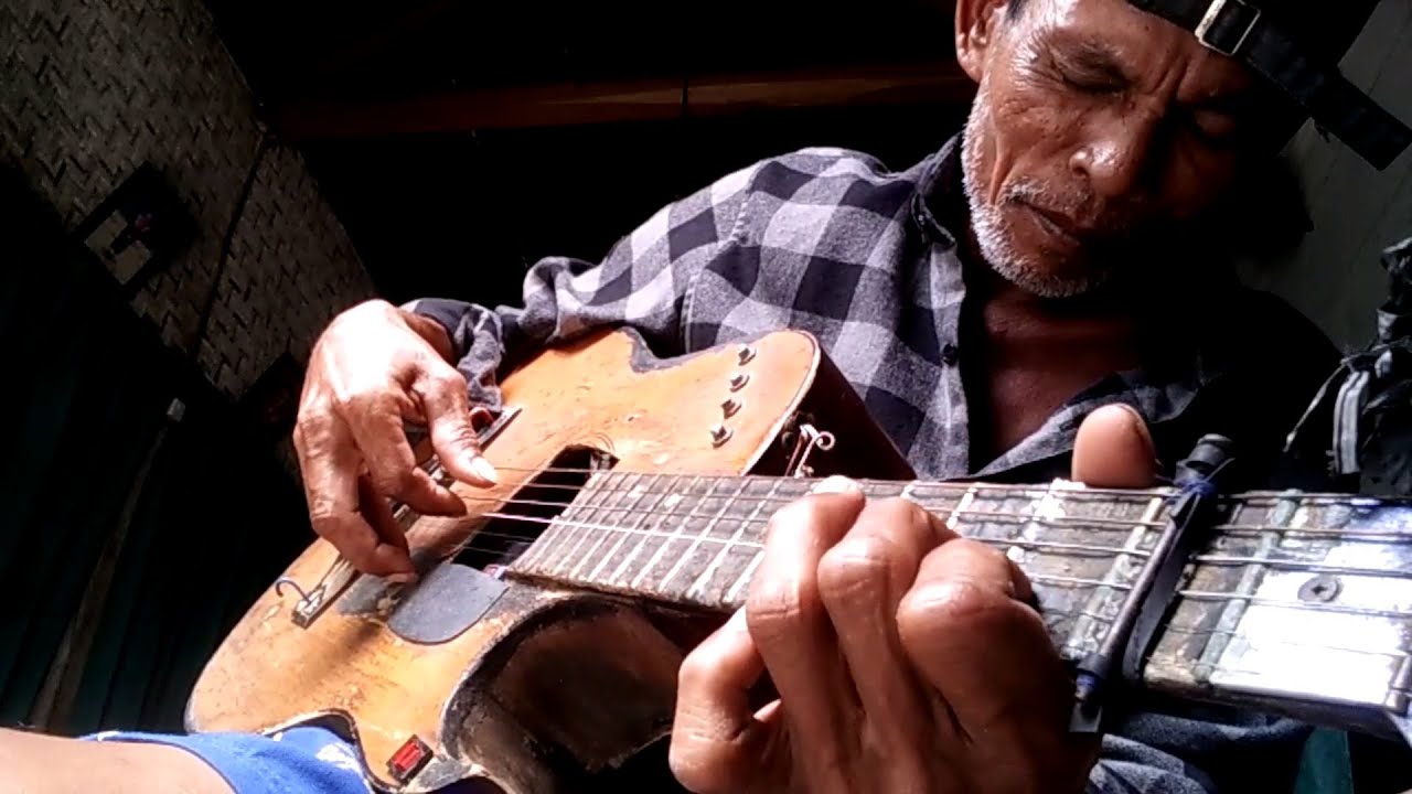 Instrumen Gitar Clasik Pengamen Tua - YouTube