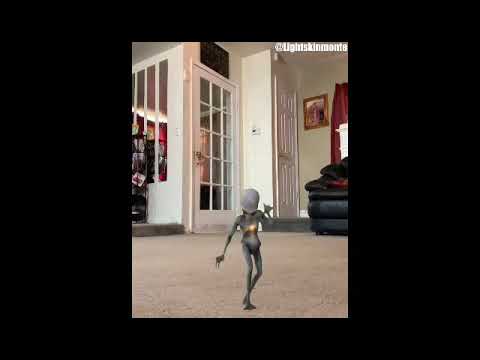 Oh! shit an Alien - YouTube