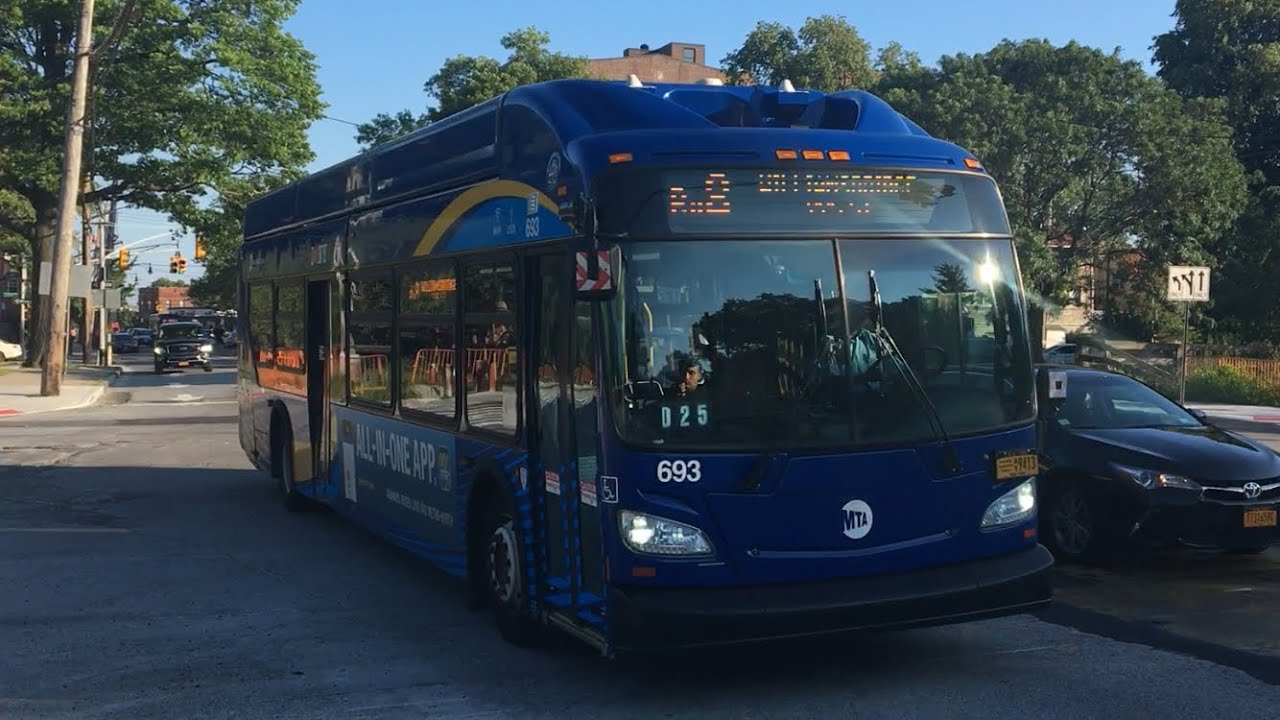 MTA NYC Bus New Flyer XN40 #693 Bx8 - YouTube